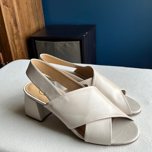 Golo | Shoes | Golo Nude Cross Strap Block Heel Sandals Size 9 | Poshmark